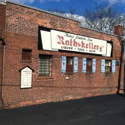 THE DAKOTA INN RATHSKELLER - Updated March 2025 - 227 Photos & 173 ...