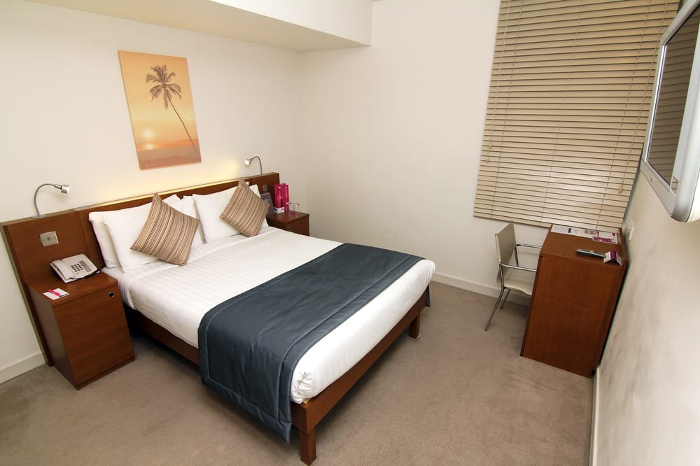 AMBASSADORS BLOOMSBURY - Updated January 2026 - 49 Photos & 31 Reviews ...