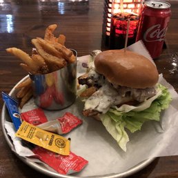 PRIMO’S ITALIAN RESTAURANT & LOUNGE - Updated August 2024 - 235 Photos ...