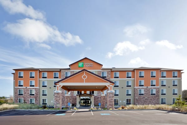 HOLIDAY INN EXPRESS & SUITES NEWPORT - 77 Photos & 69 Reviews - 135 SE ...
