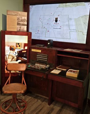 SIGNALS MUSEUM - Updated December 2025 - 27 Photos - 1806 University Dr ...