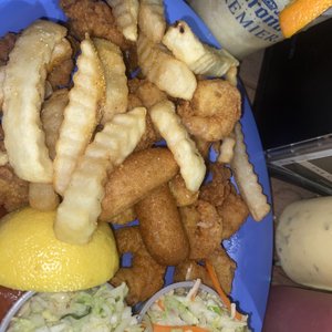 CAPTAIN ARCHIE’S - 128 Photos & 161 Reviews - 2200 Little River Neck Rd ...