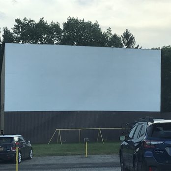 SILVER LAKE TWIN DRIVE-IN MOVIE THEATRE - Updated October 2025 - 33 ...