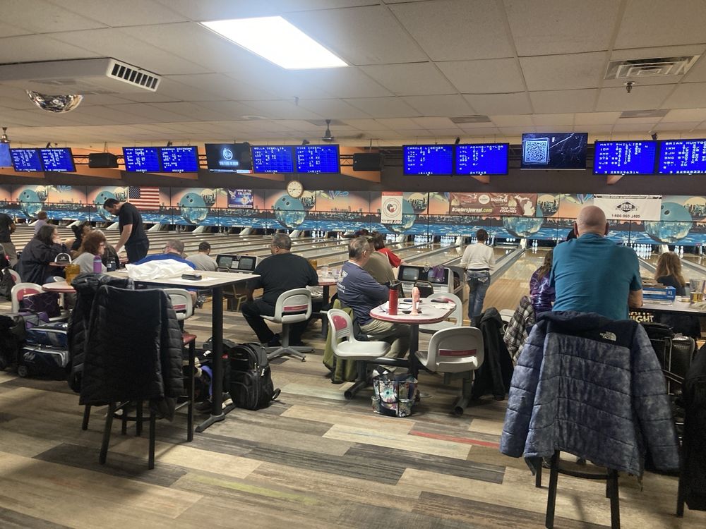 COUNTRY LANES - Updated December 2024 - 45 Photos & 13 Reviews - 30250 ...