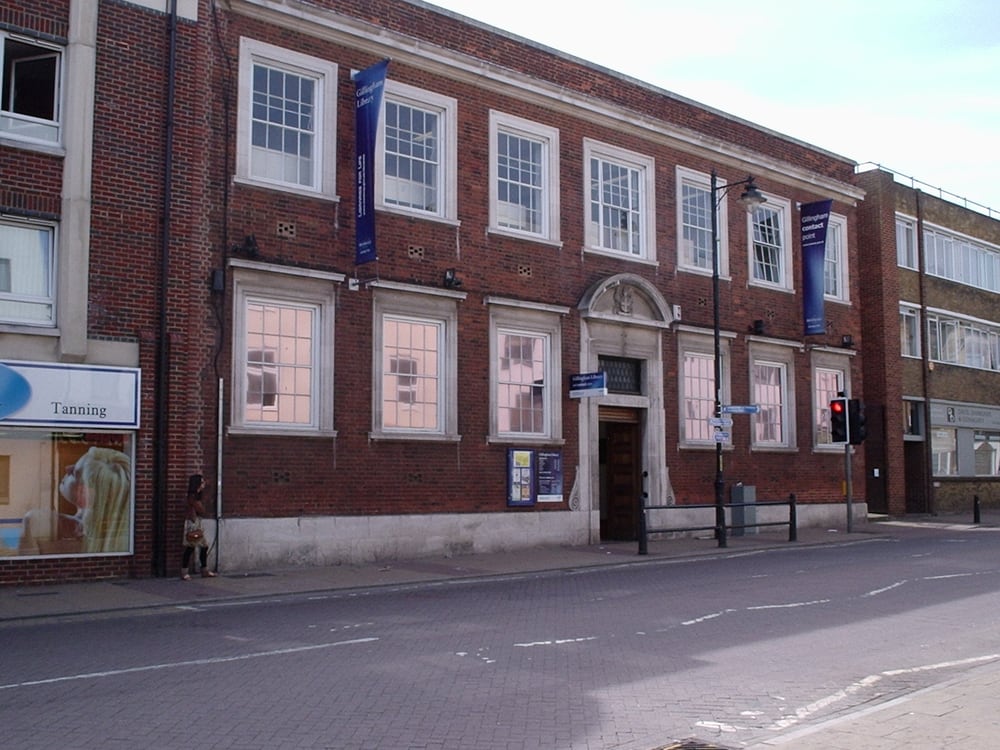GILLINGHAM LIBRARY - Updated May 2024 - High Street, Gillingham, Medway ...