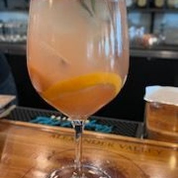 ZIN AMERICAN BISTRO - Updated September 2024 - 553 Photos & 789 Reviews ...