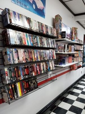 RETRO JUNK - Updated January 2025 - 82 Photos - 757 Main St, Manchester ...