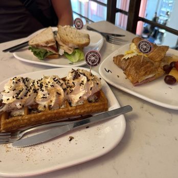 LEON COFFEE HOUSE - Updated December 2025 - 618 Photos & 207 Reviews ...