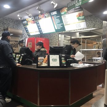 WINGSTOP - Updated July 2025 - 37 Photos & 29 Reviews - 284 Broadway ...