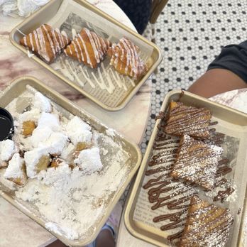 BEIGNETS & BREW - Updated December 2024 - 37 Photos & 12 Reviews - 1415 ...