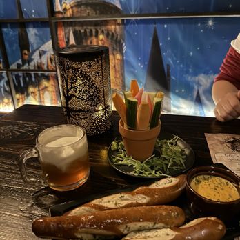 WIZARDS & WANDS - Updated November 2024 - 401 Photos & 118 Reviews ...