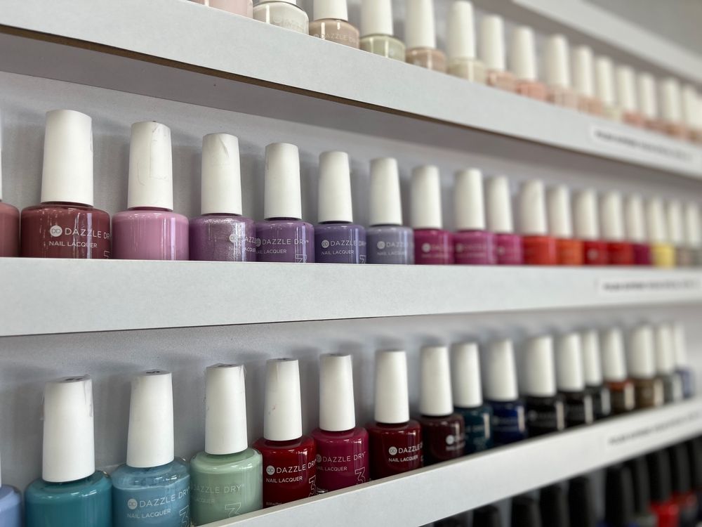 DEJA NAIL SPA - Updated December 2025 - 207 Photos & 131 Reviews - 5609 ...