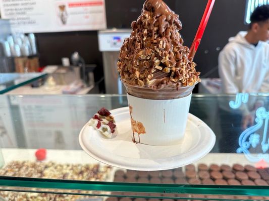 HAMPTON CHOCOLATE FACTORY - 333 Photos & 119 Reviews - 615 Channelside ...