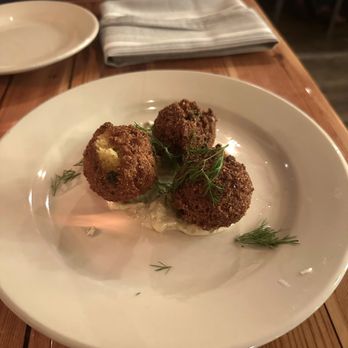 THE PLIMOTH - Updated May 2024 - 367 Photos & 371 Reviews - 2335 E 28th ...