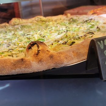 ZORCH PIZZA - Updated August 2024 - 212 Photos & 118 Reviews - 2923 W ...