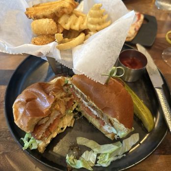 RED BRIDGE BISTRO - Updated January 2026 - 38 Photos & 25 Reviews - 109 ...