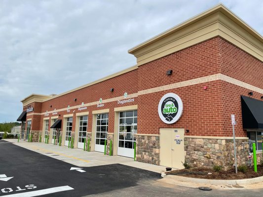 VIRGINIA TIRE & AUTO OF LEESBURG - Updated December 2025 - 19 Photos ...