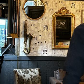 302 THE LOCAL - Updated October 2025 - 113 Photos & 36 Reviews - 19819 ...