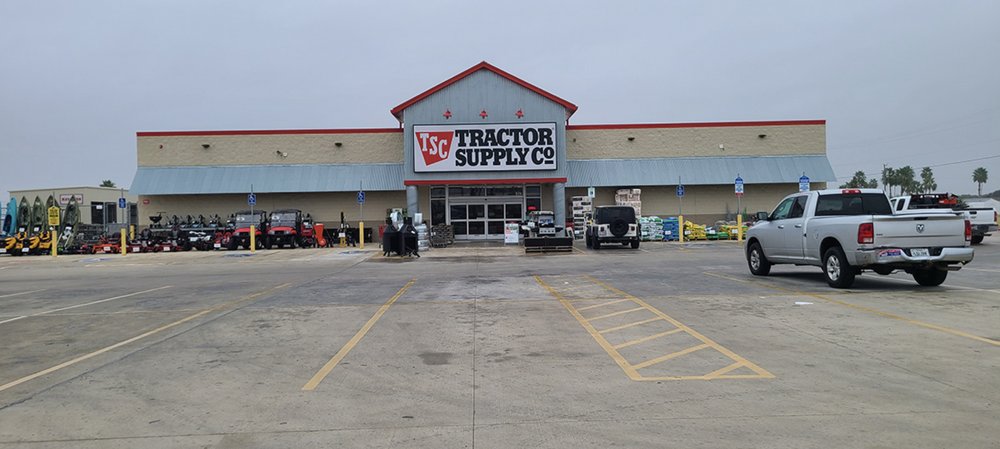 TRACTOR SUPPLY - 876 Farm To Market 3168, Raymondville, Texas ...