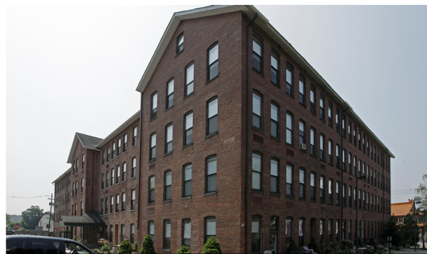 MERRIAM GATEWAY APARTMENTS - Updated October 2025 - 75 Sparta Ave ...