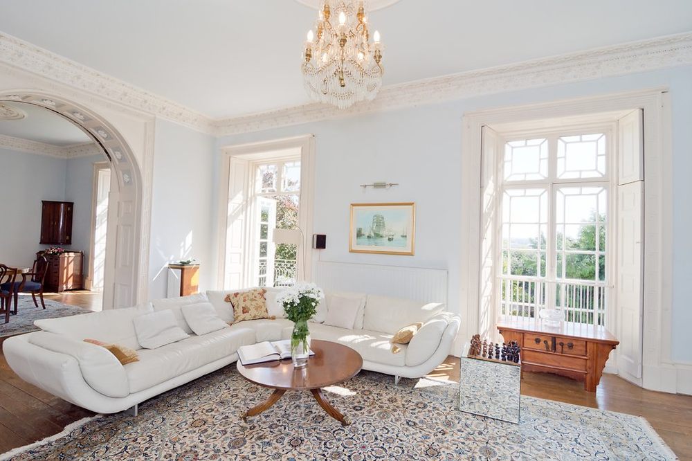 TOR HOUSE - Updated August 2025 - 13 Photos - 1 St James Road, Torpoint ...