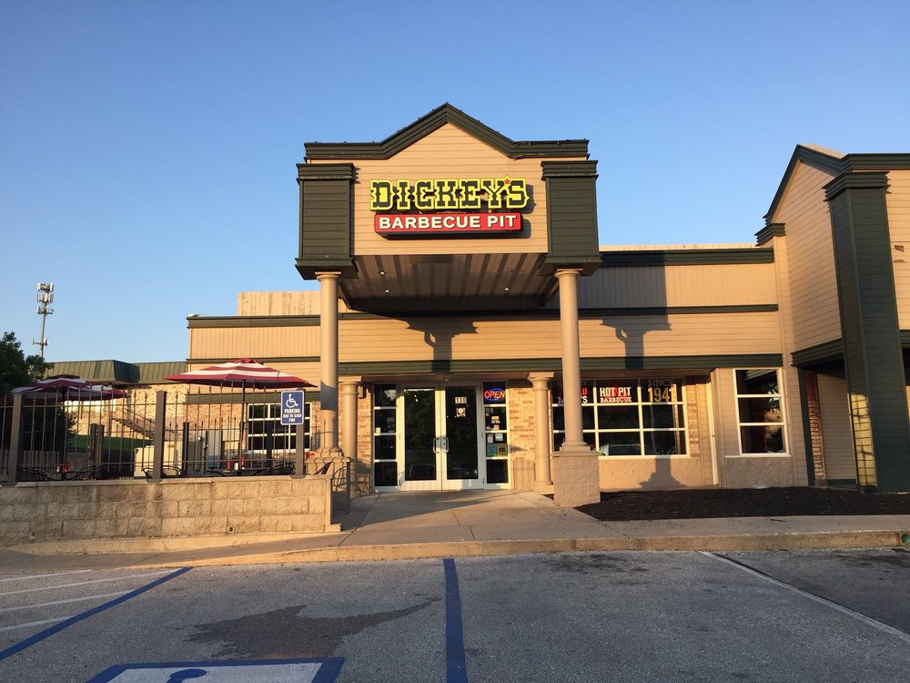 DICKEY’S BARBECUE PIT - Updated June 2024 - 21 Photos & 44 Reviews ...
