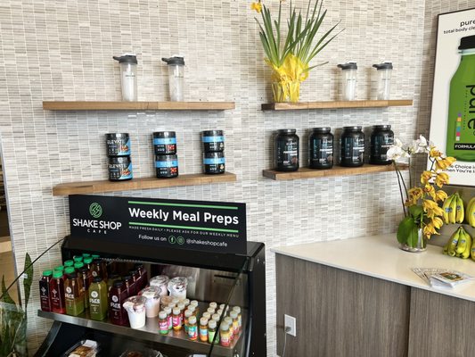 SHAKE SHOP CAFE - Updated December 2025 - 20 Photos - 99 Business Park ...