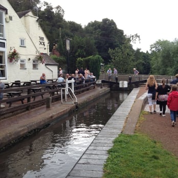 LOCK INN - Updated August 2025 - Wolverley Road, Kidderminster ...