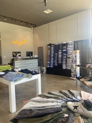 SY DEVORE - Updated August 2024 - 10 Photos & 26 Reviews - 12672 ...