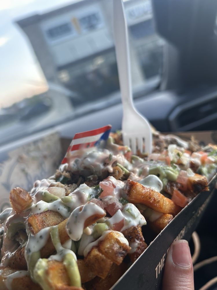 BUENA PAPA FRY BAR - Updated October 2025 - 32 Photos - 2453 Gum Branch ...