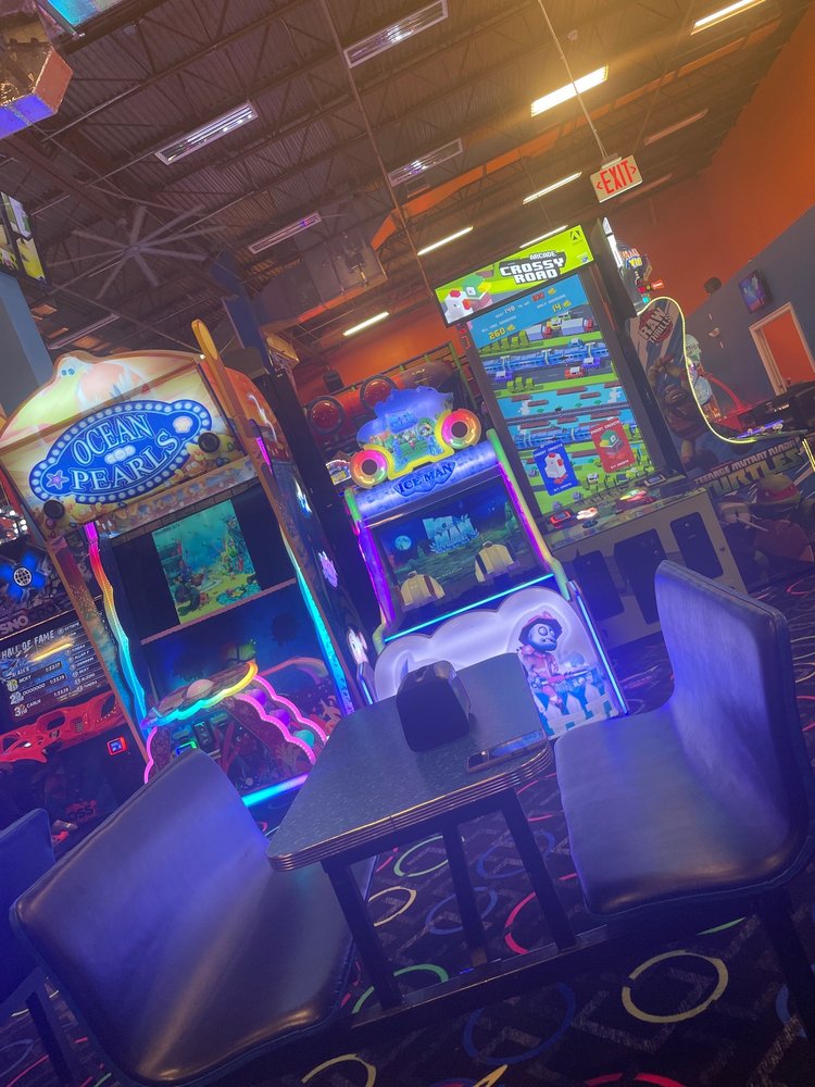 ARCADE ZONE FUN PARK - Updated January 2026 - 51 Photos & 16 Reviews ...