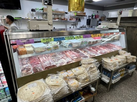 LOS PRIMOS MEAT MARKET - Updated December 2025 - 2510 E Hunt Hwy, San ...