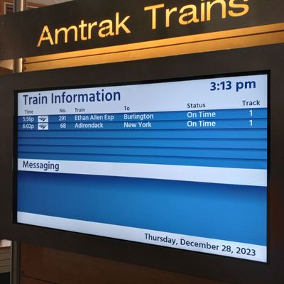 ALBANY-RENSSELAER AMTRAK STATION - Updated June 2025 - 120 Photos & 84 ...