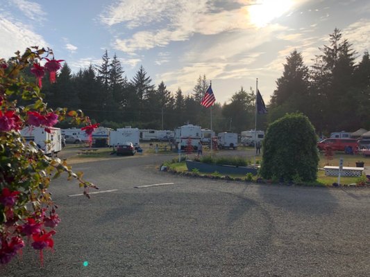 TILLAMOOK BAY CITY RV PARK - 26 Photos & 17 Reviews - RV Parks - 7805 ...