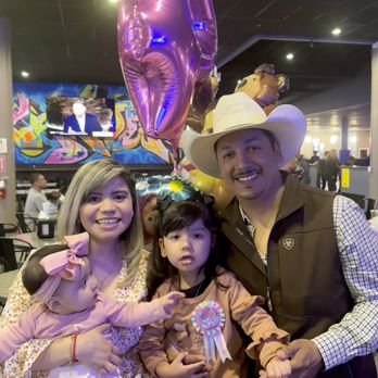 AR’S ENTERTAINMENT HUB - Updated October 2025 - 56 Photos & 28 Reviews ...