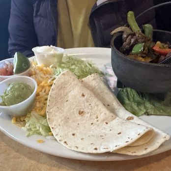 HOT TAMALES - Updated August 2025 - 275 Photos & 354 Reviews - 1520 Rio ...