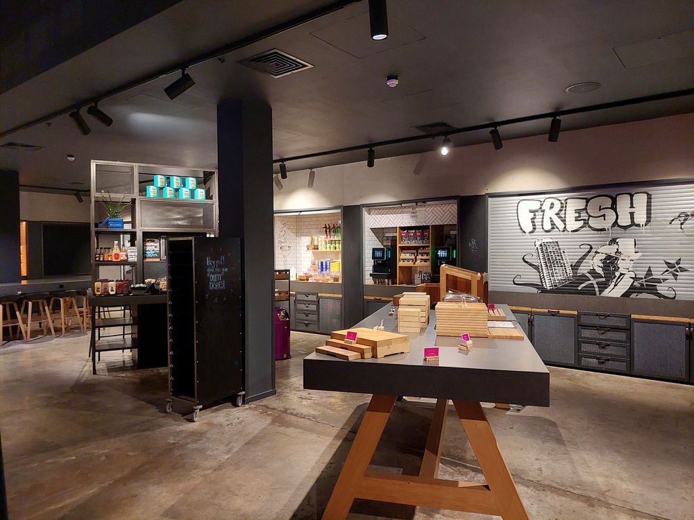 MOXY LONDON HEATHROW AIRPORT - Updated December 2025 - 142 Photos & 38 ...