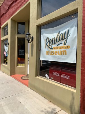 REPLAY AMUSEMENT MUSEUM - 114 Photos & 104 Reviews - Arcades - 119 E ...