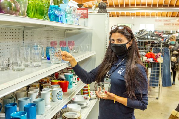 GOODWILL STORE & DONATION CENTER - Updated October 2025 - 135 Photos ...