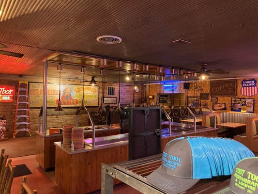 TOOT-TOOT FAMILY RESTAURANT - 124 Photos & 204 Reviews - 2905 Miller St ...