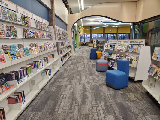 CAROL STREAM PUBLIC LIBRARY - Updated December 2025 - 57 Photos & 15 ...