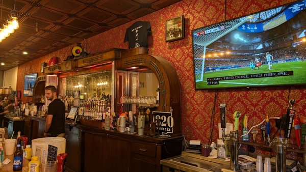 THE SIDE RAIL - Updated December 2025 - 29 Photos & 54 Reviews - 17 E ...