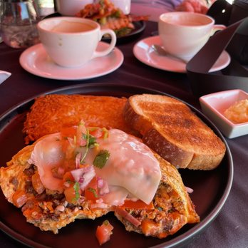 DELICIOSO BISTRO - Updated July 2024 - 495 Photos & 177 Reviews - 1410 ...