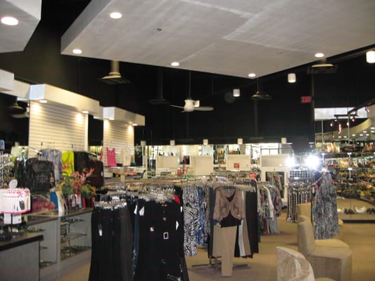 RITZY RAGS AND SHOES - Updated December 2025 - 8787 N Scottsdale Rd ...