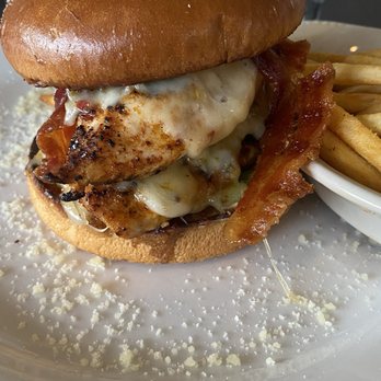 THE LOCAL ROOM - Updated December 2025 - 112 Photos & 121 Reviews - 215 ...