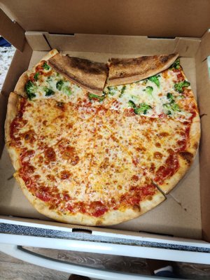 HOWELL RED MOON RESTAURANT & PIZZERIA - Updated April 2025 - 31 Photos ...