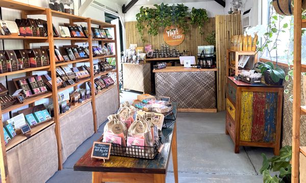 YAY CANDY - Updated January 2026 - 10 Photos - 75-6129 Ali'i Dr, Kailua ...