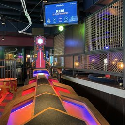 PUTTSHACK - EDINA - Updated December 2025 - 237 Photos & 69 Reviews ...
