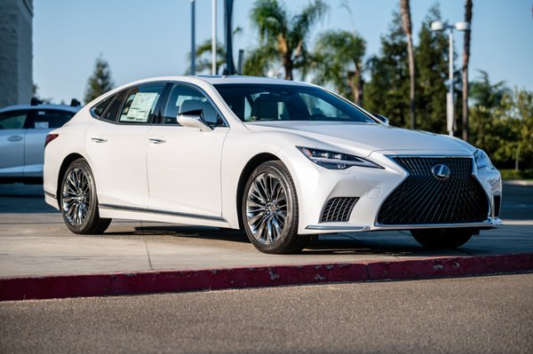 FRESNO LEXUS - Updated July 2025 - 121 Photos & 220 Reviews - 777 W ...