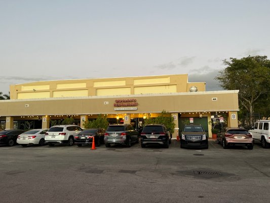 GIOVANNI’S RISTORANTE - Updated December 2025 - 558 Photos & 210 ...
